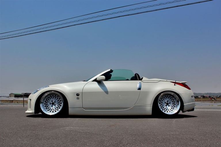 Sexy Drop Top Z – MoMoHitsTheSpot!